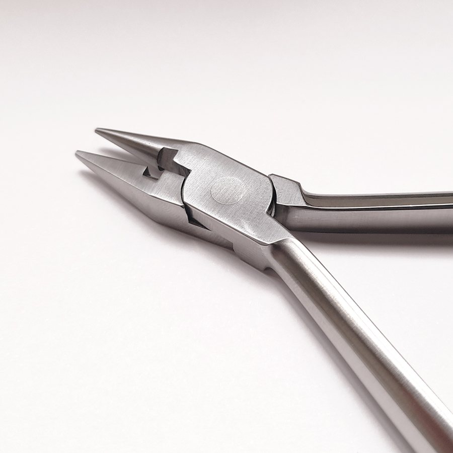 Light Wire Plier - Essentials Instruments - TOC Dental
